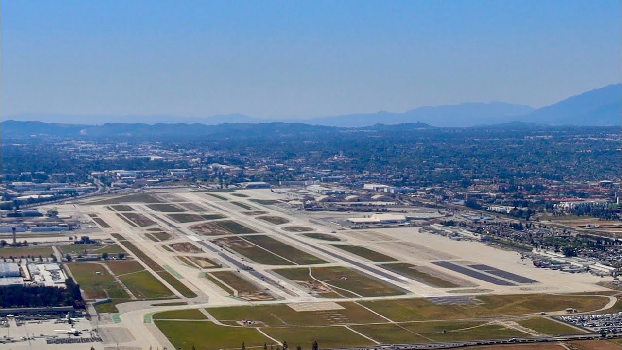 ONT Runway 26R Touch and Go with a View of the Runway 8L-26R ...