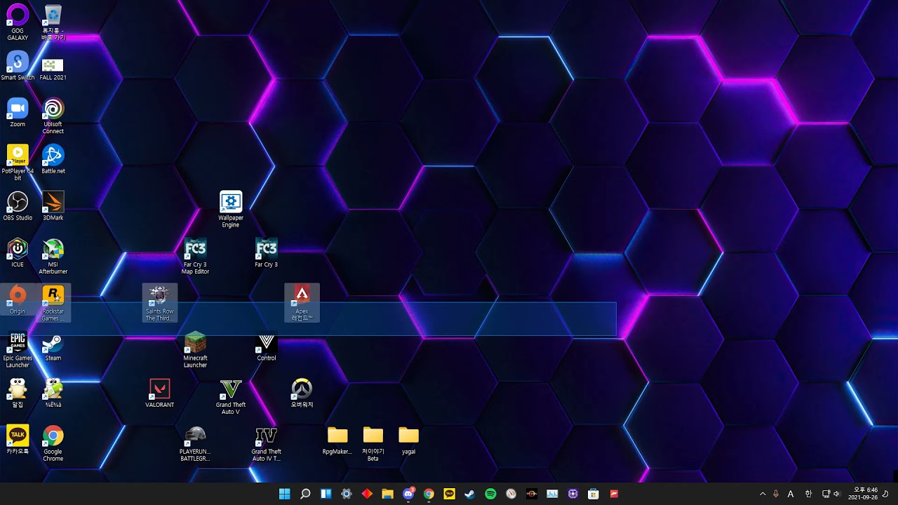Windows 11 wallpaper glitch - YouTube