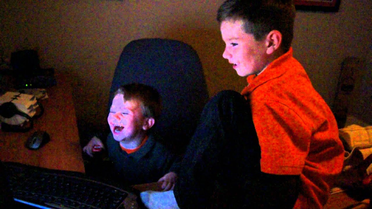 Kids cracking up - YouTube