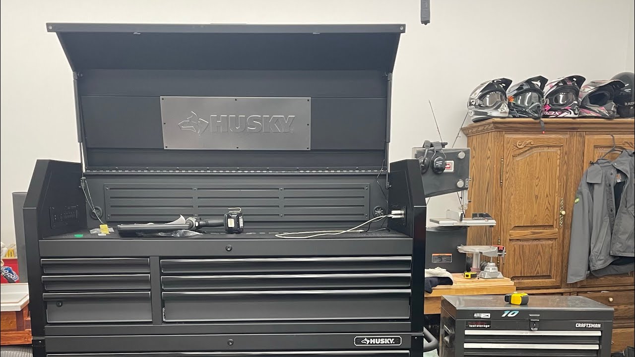 Husky 15 Drawer 52” Tool Box - YouTube