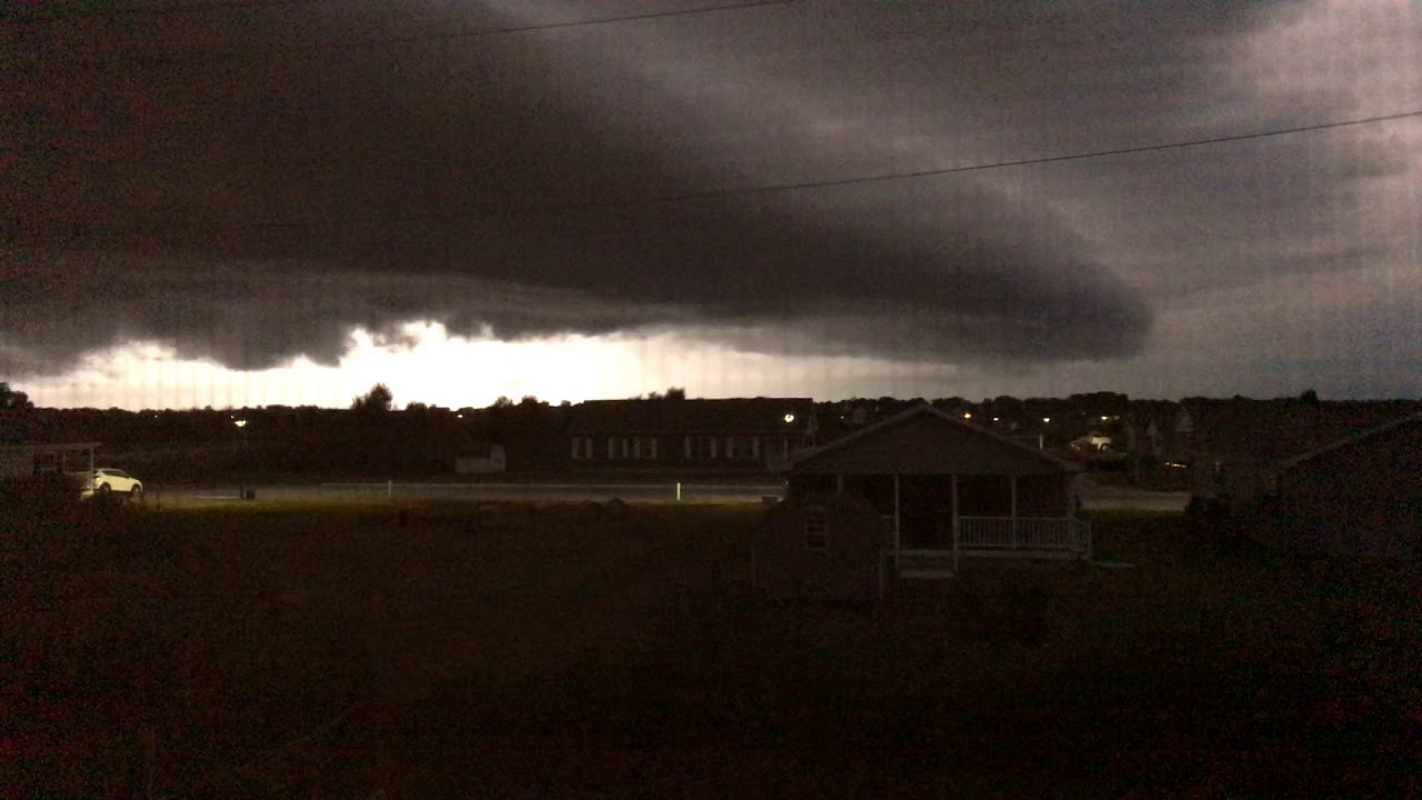 Lightning strikes again - YouTube