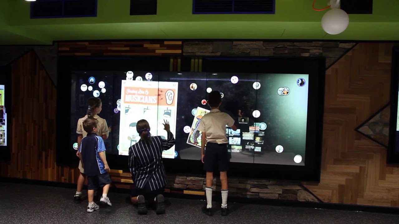 Experience: Tech Trends ft. MultiTaction eXtremely Narrow Bezel - YouTube