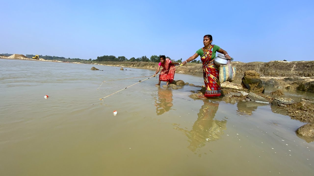 Amazing Fishing Video | Lady Hook Fishing In Village River | Lady Hook ...