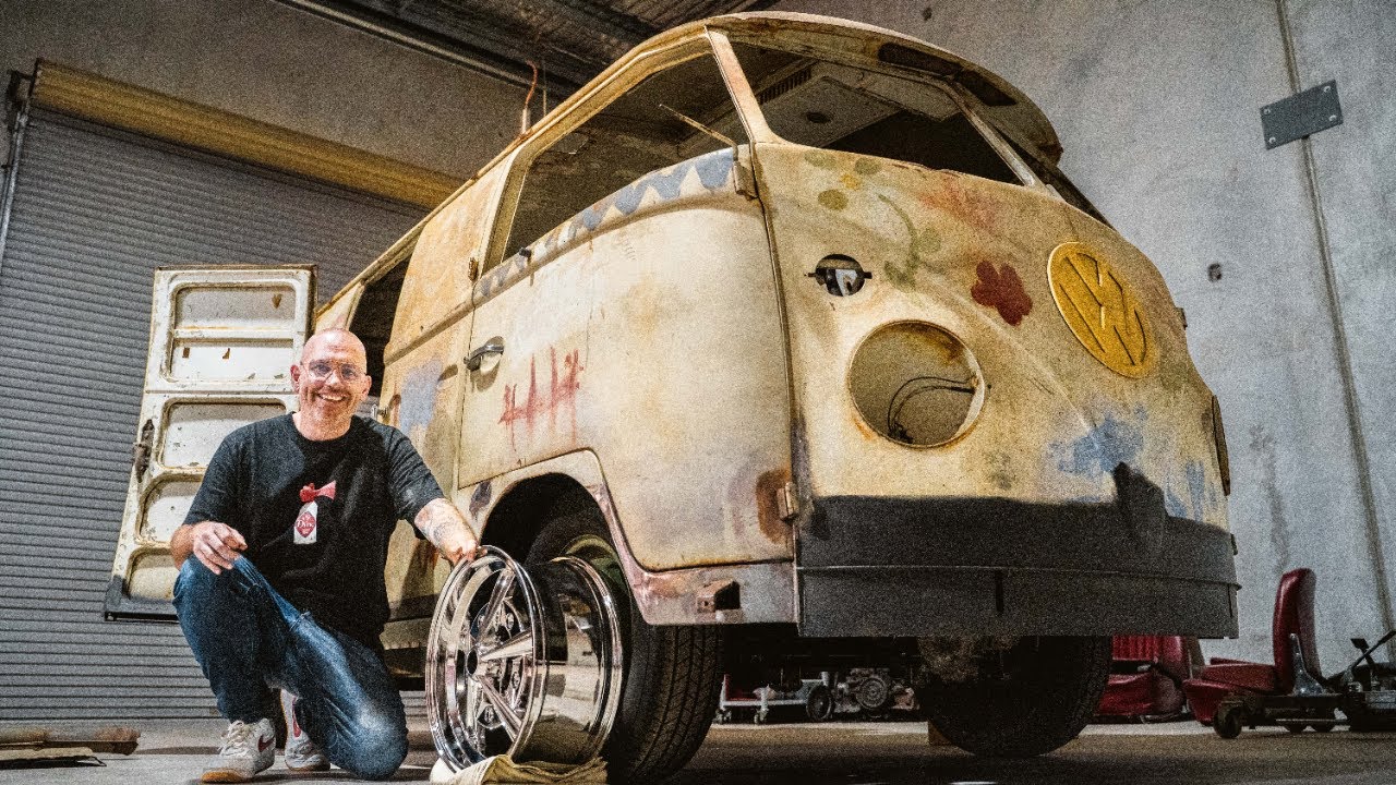 VW Splitscreen Swap - YouTube