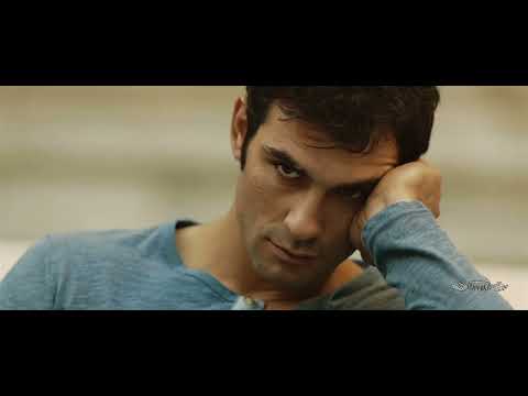 Allacciate le Cinture - Clip 04