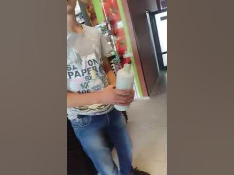 Парень просит клиторное масло - YouTube