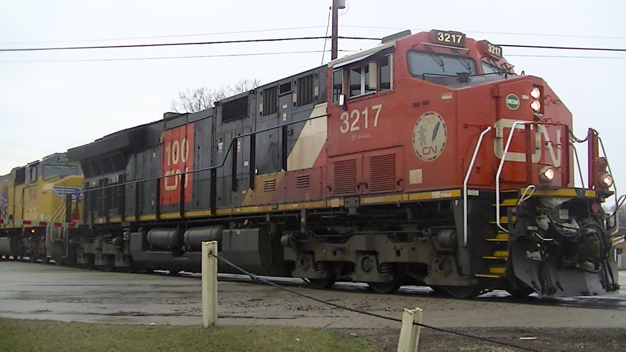 CN 3217 💯 UP 5041 Southbound Manifest Fond Du Lac Wisconsin Scott St ...