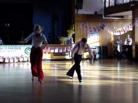 Whitby Sports And Social Club Line Dancing Wirral 10/11/ 2012 - YouTube