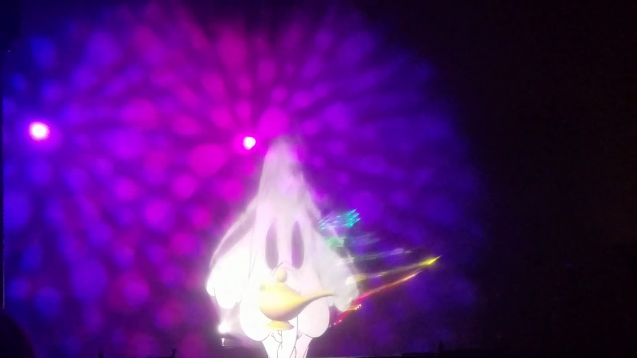 New Fantasmic Preview Jungle Book Pink Elephants Monkeys Aladdin Genie ...