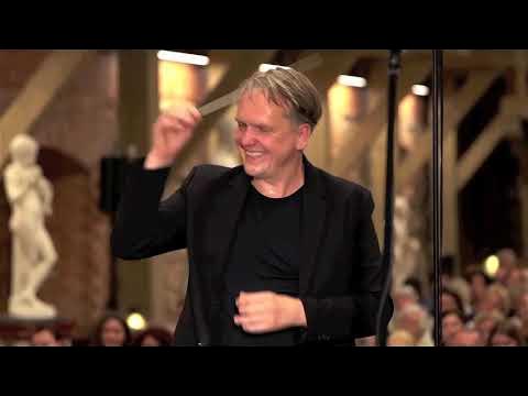 Carl Nielsen Little Suite for Strings op.1 - YouTube