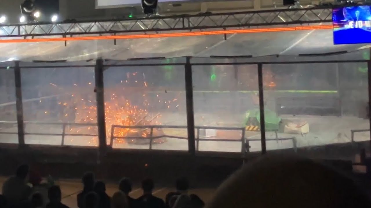 Extreme Robots Gloucester 2024 House Robot Demo & 13 Robot Melee - YouTube