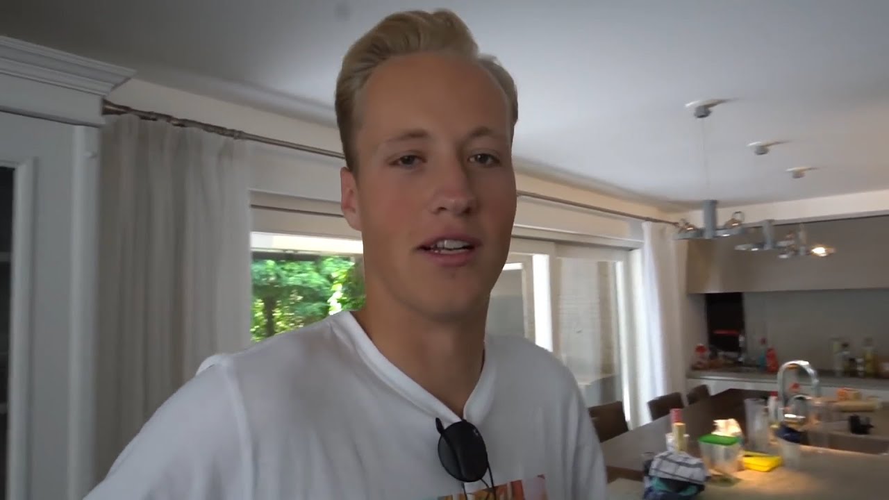 Waarom woont Milo niet bij de Bankzitters? - YouTube