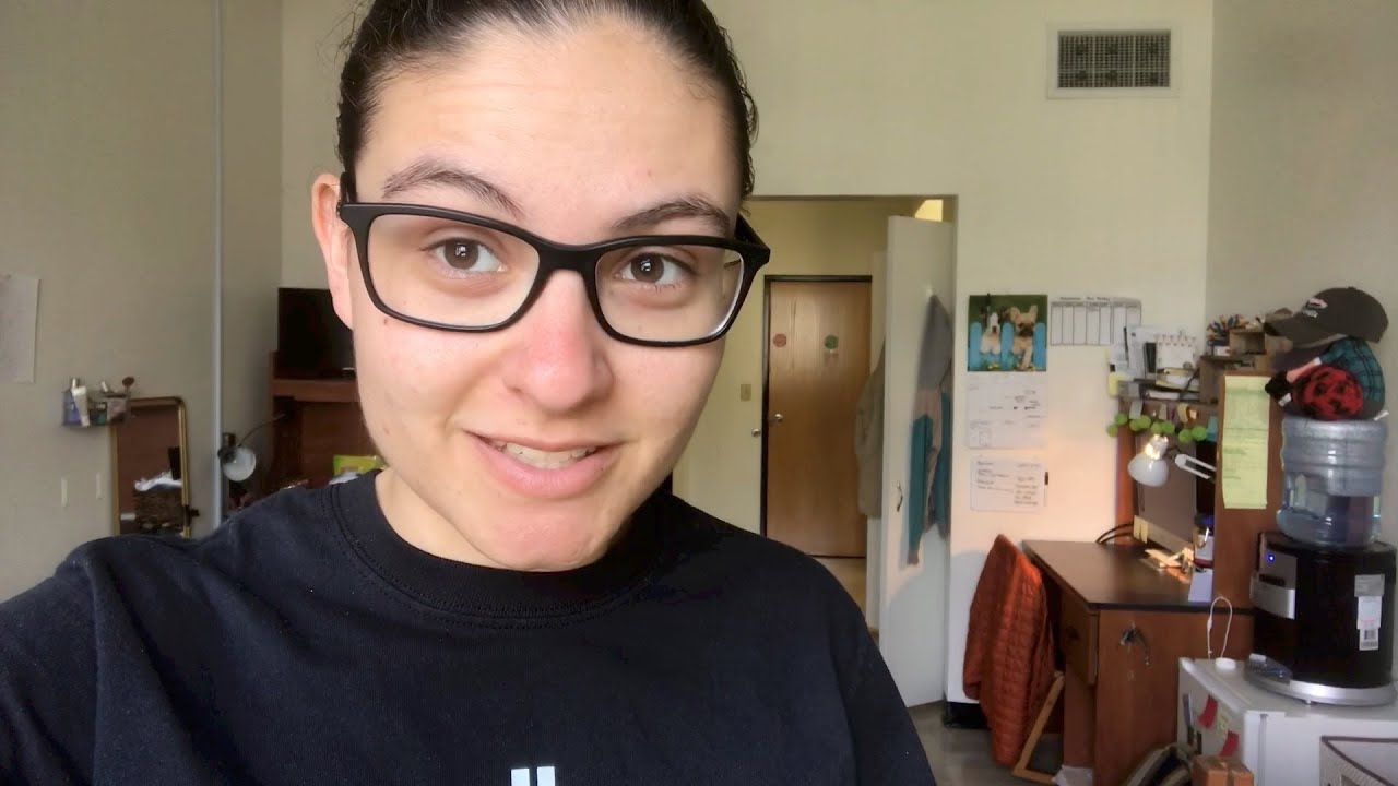 UNT Victory Hall Dorm Tour || Living Spaces Series #2 - YouTube