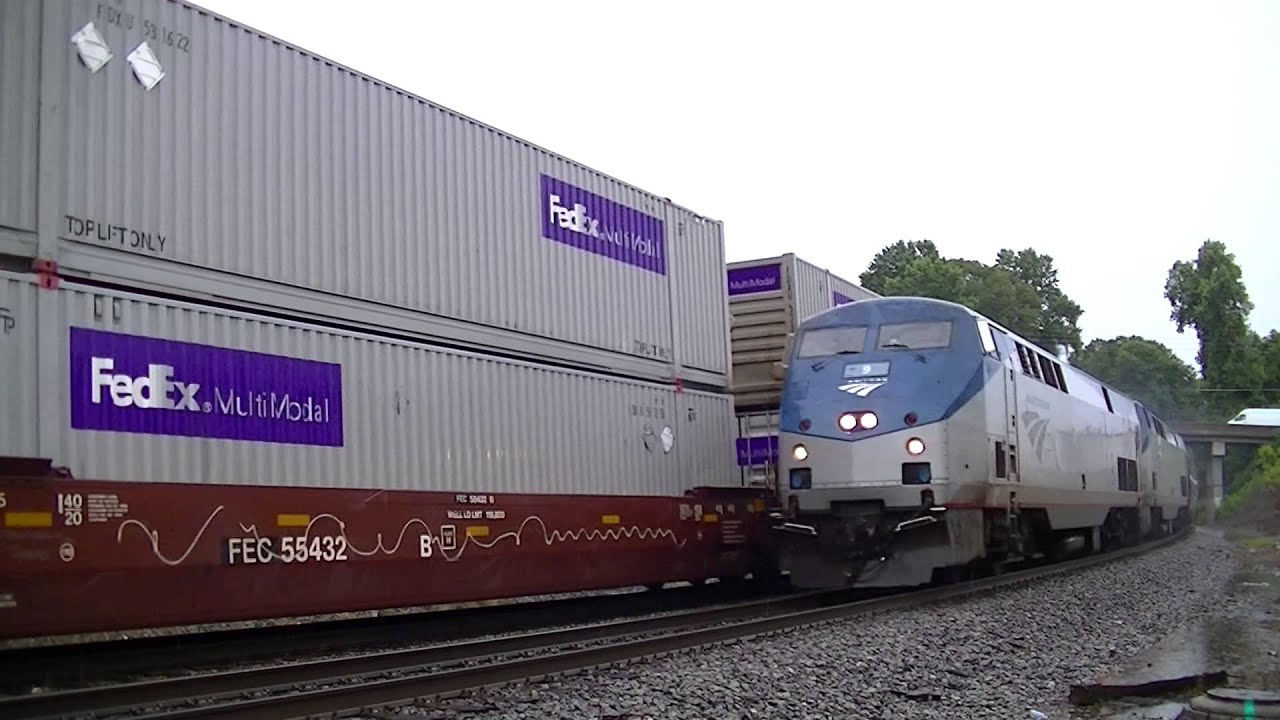 The Amtrak Crescent #19 With Awesome Crew! Mableton,Ga 07-04-2015 ...