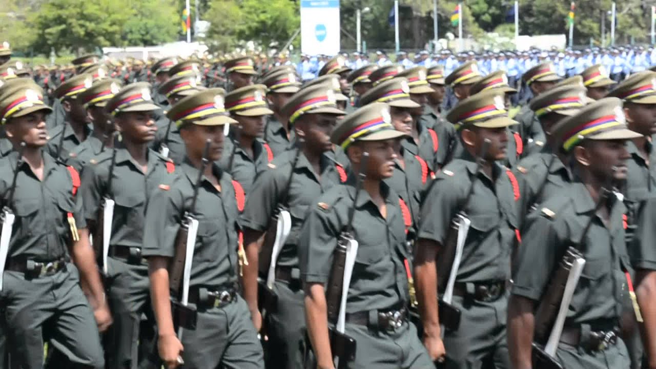 MPF Recruit passing out parade batch 1/2015 - YouTube
