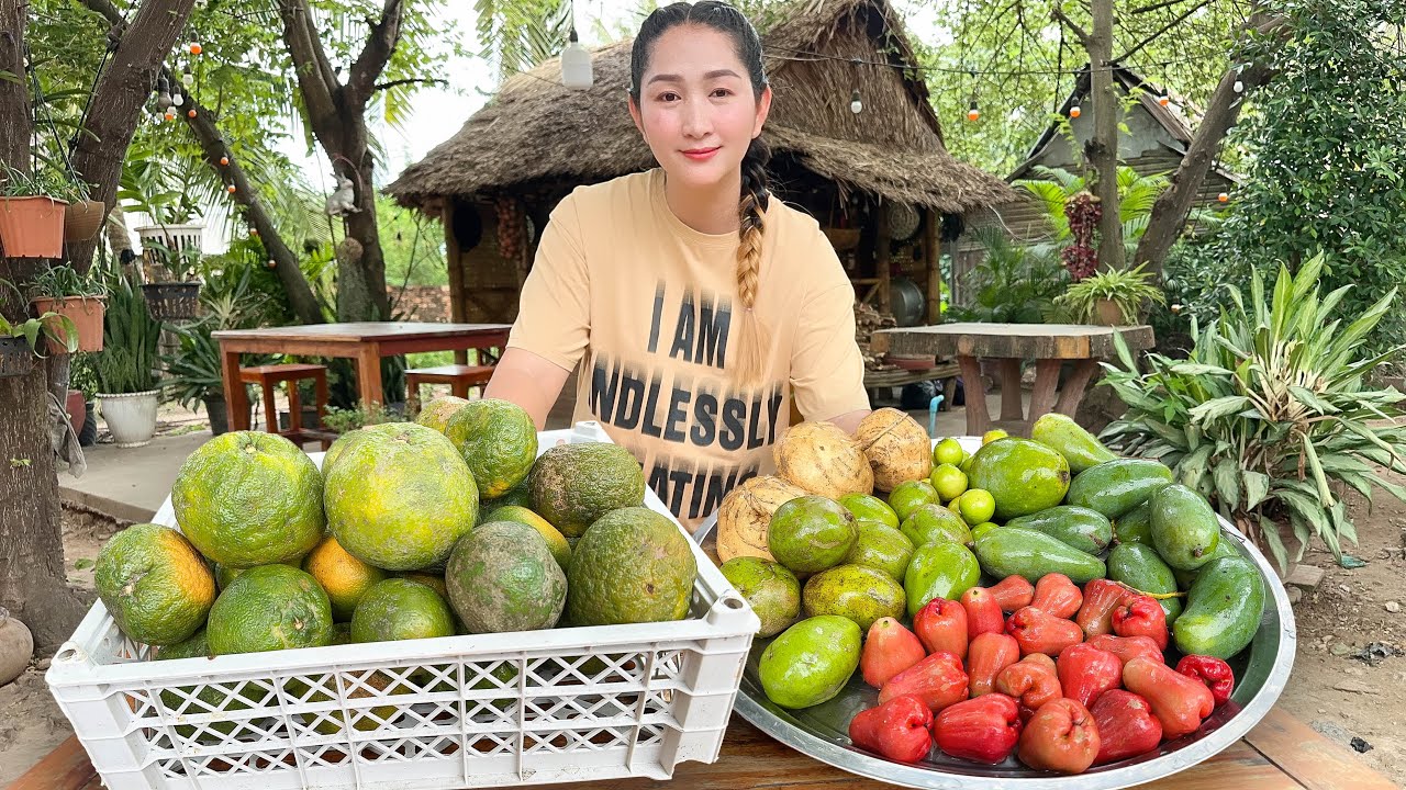 "Tasty Fruit Crunchy Eating Sauce" Fresh and Crunchy Fruit in my ...