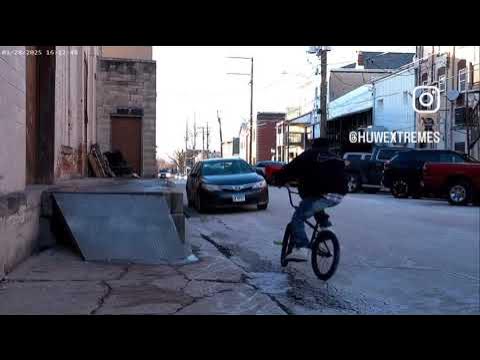 Bmx lil messing around - YouTube