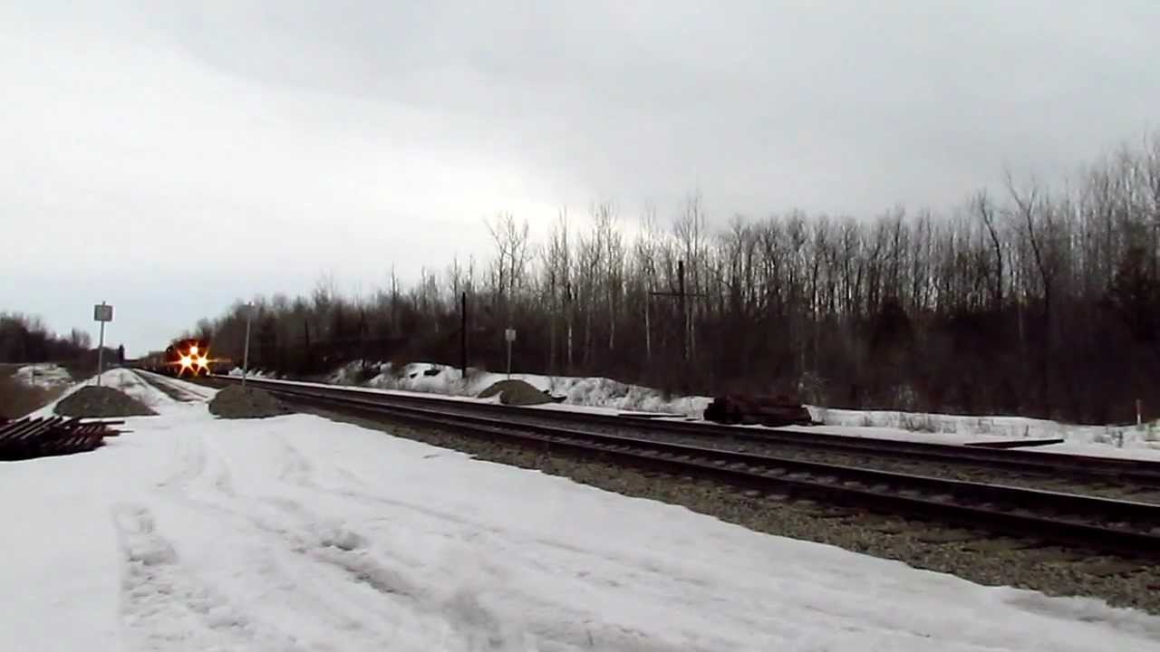 Some SOO for you! - SOO 6061 & CP 6240 (ex-SOO 6040) - Bedell ON. - YouTube