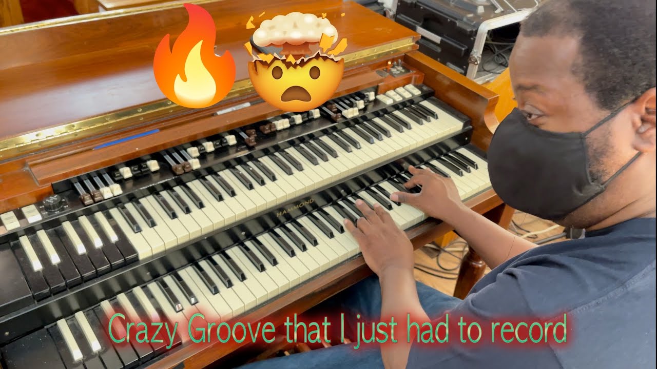 Crazy Groove that I just had to record and post. - YouTube