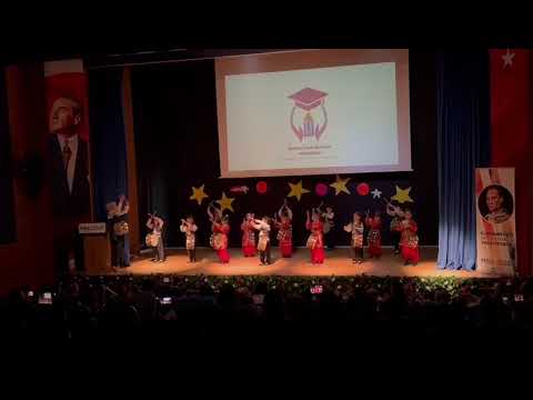 Modern Çocuk Anaokulu Gösteride Davul Şov Yaptı...