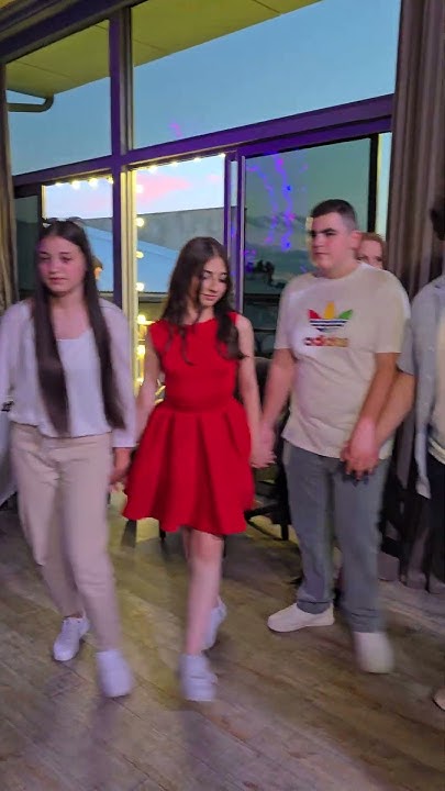 9 րդ դասարանի շրջանավարտների պարը ` ավարտական երեկորին յարղուշտա Youtube