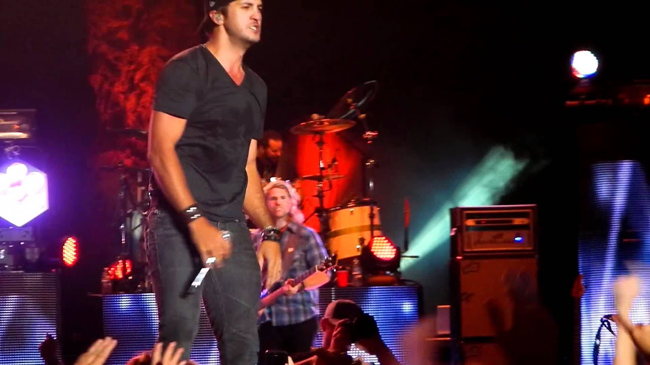 Luke Bryan - YouTube