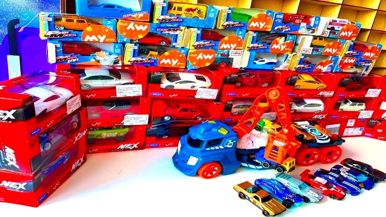 Diecast metal 1 24 scale model Pull Back Car Unboxing - YouTube