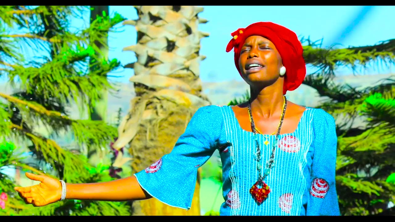 Kuoth nhial ejin la kuoth rey hoa by (Sound of revival) - YouTube