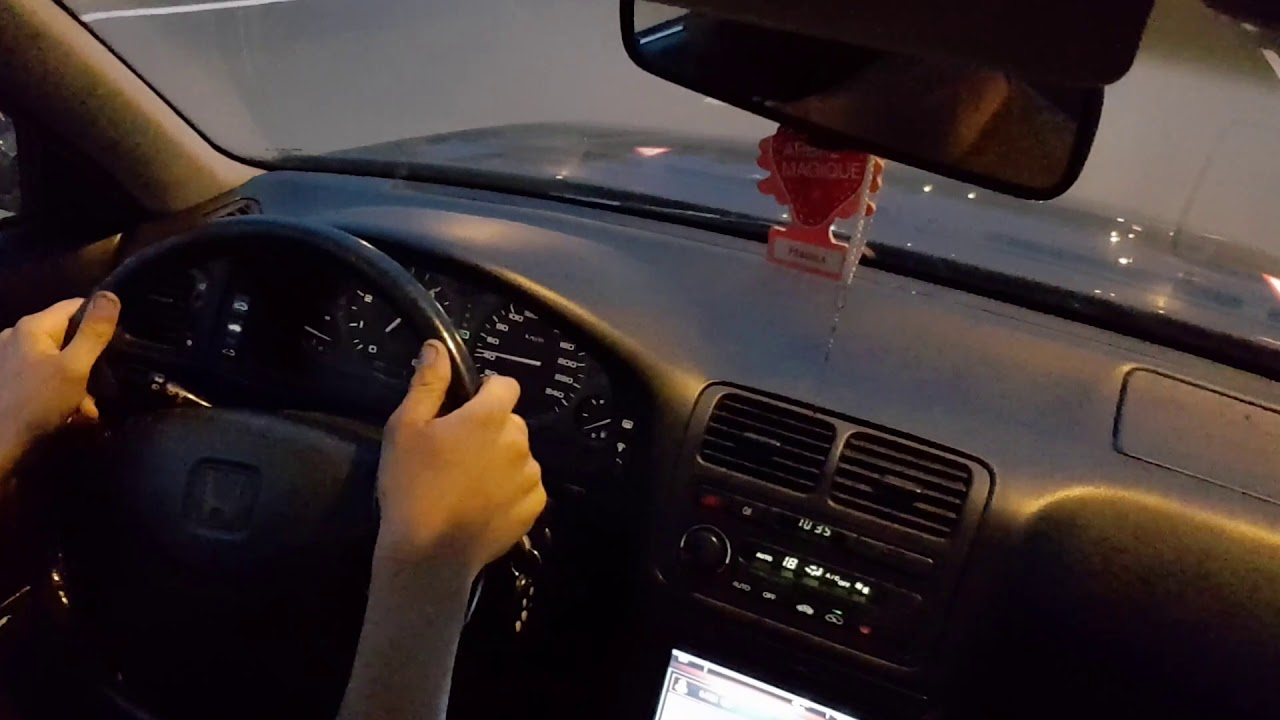 Honda Legend KA7 V6-Highway pull Europe - YouTube