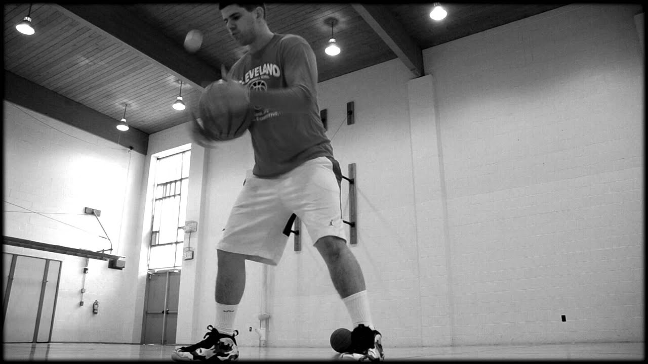 Robbie Haught Handles Workout Trailer - YouTube