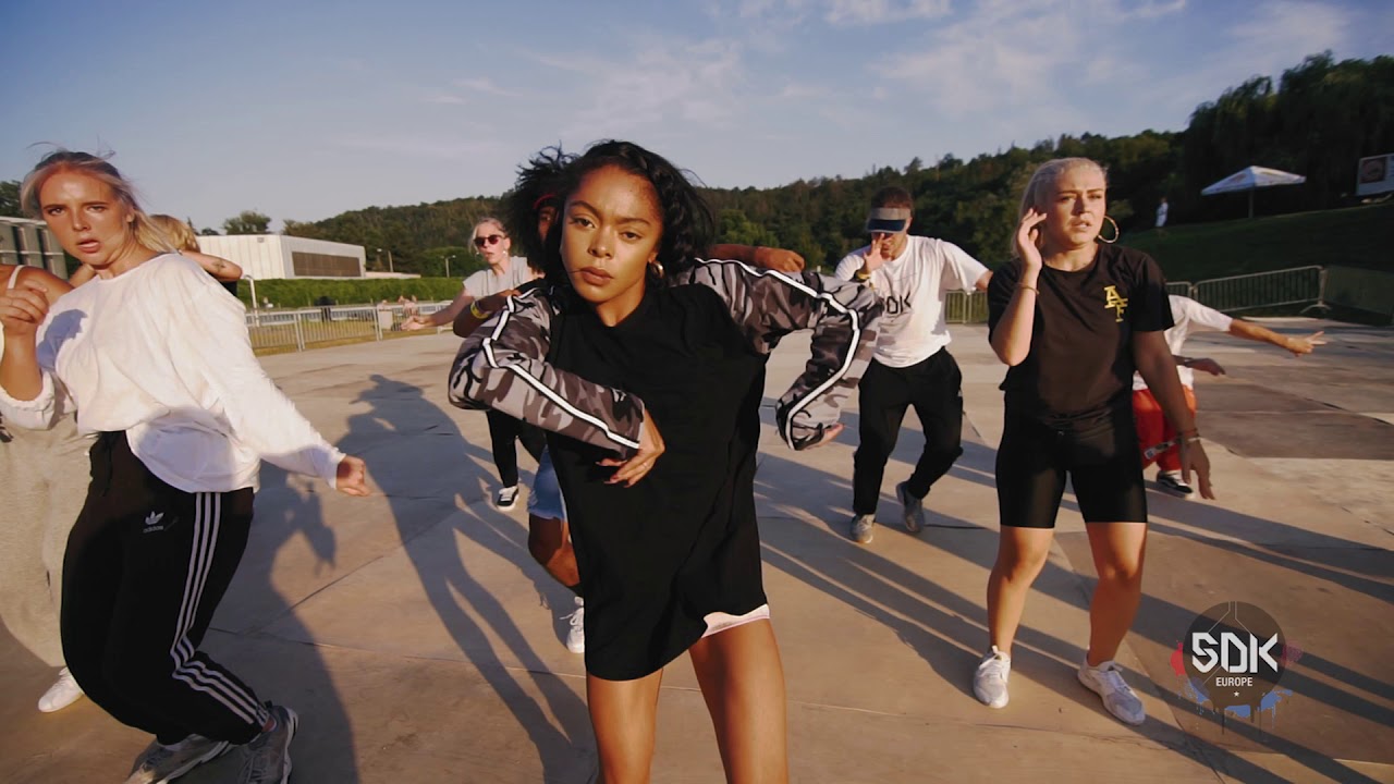 SDK Europe 2019 / KAELYNN HARRIS workshop II. - YouTube
