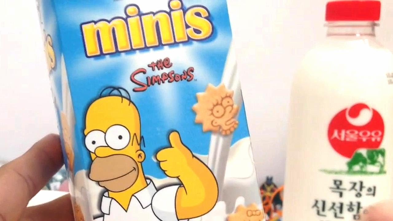 Arluy Minis The Simpsons Snack milk "심슨시리얼" 알루이 미니 더 심슨 5곡물 바닐라향 - YouTube