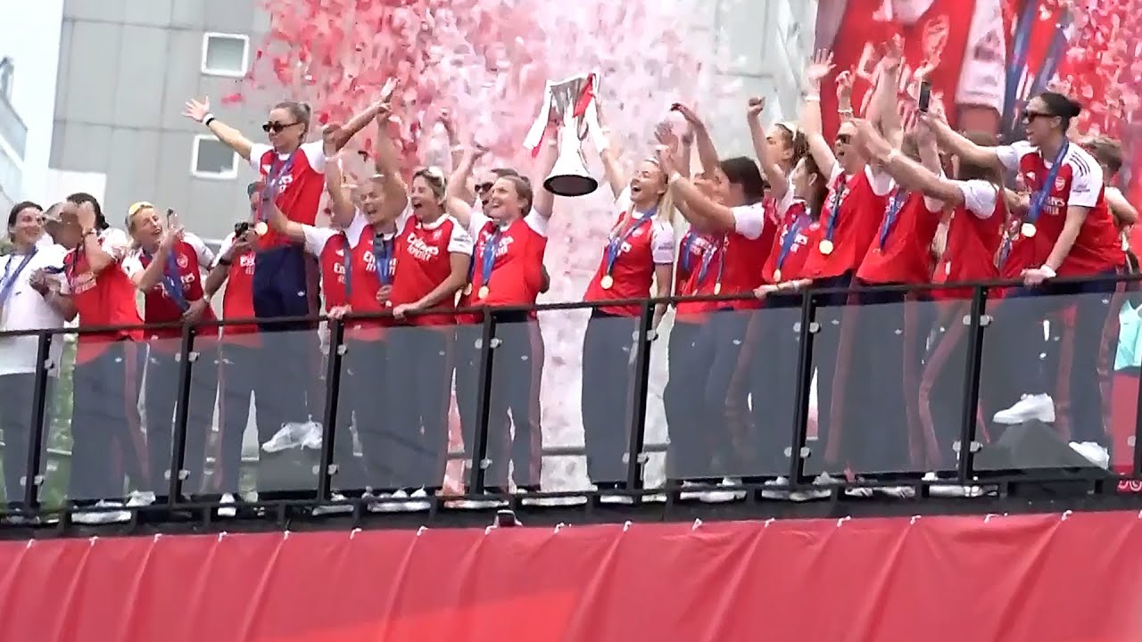 Arsenal Women's team lift Champions League trophy at Emirates Stadium 🏆 ...