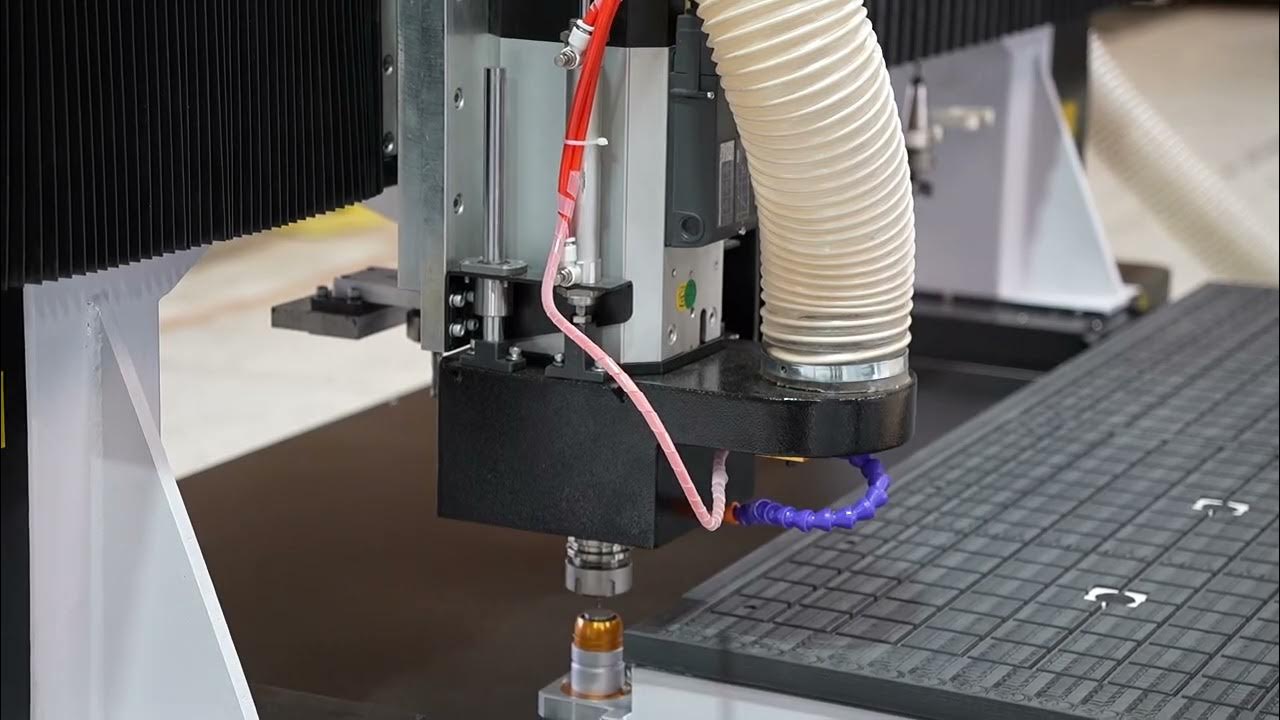 How to do tool change and tool measurement with the Heliner MDR CNC System - YouTube