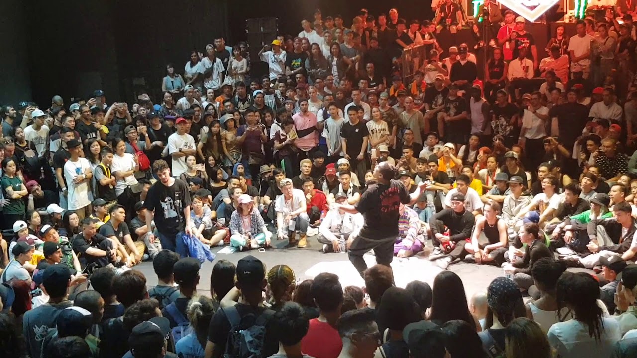 Semmy Blank vs Greenteck - YouTube