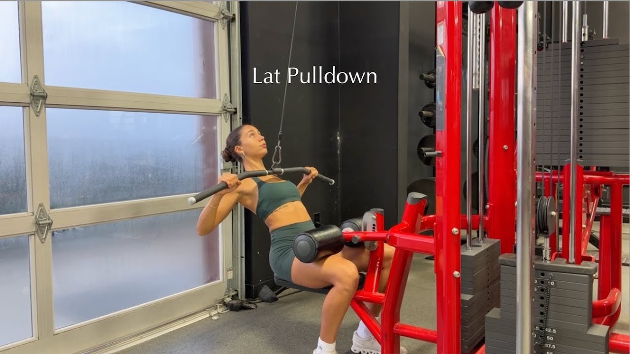 Lat Pulldown - YouTube