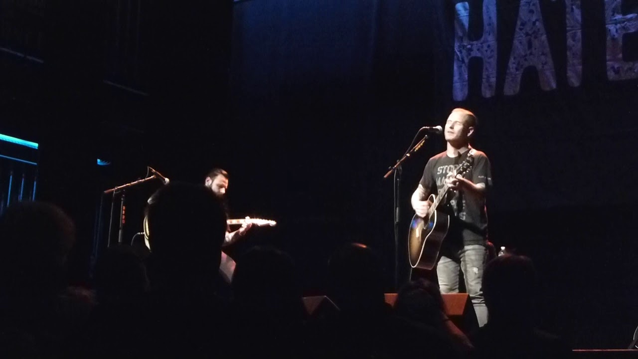 4/24/16 Corey Taylor - Folsom Prison Blues (acoustic Johnny Cash cover ...