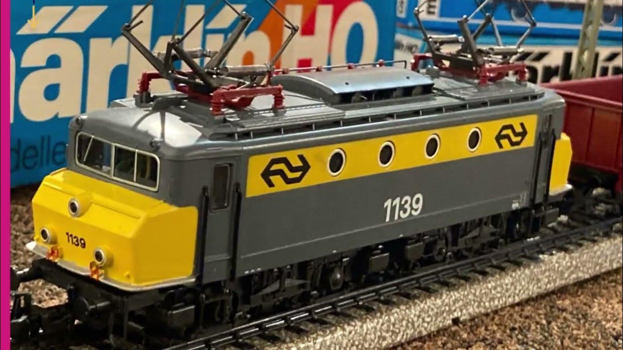 NS 1139 Märklin e loc 3324 - YouTube