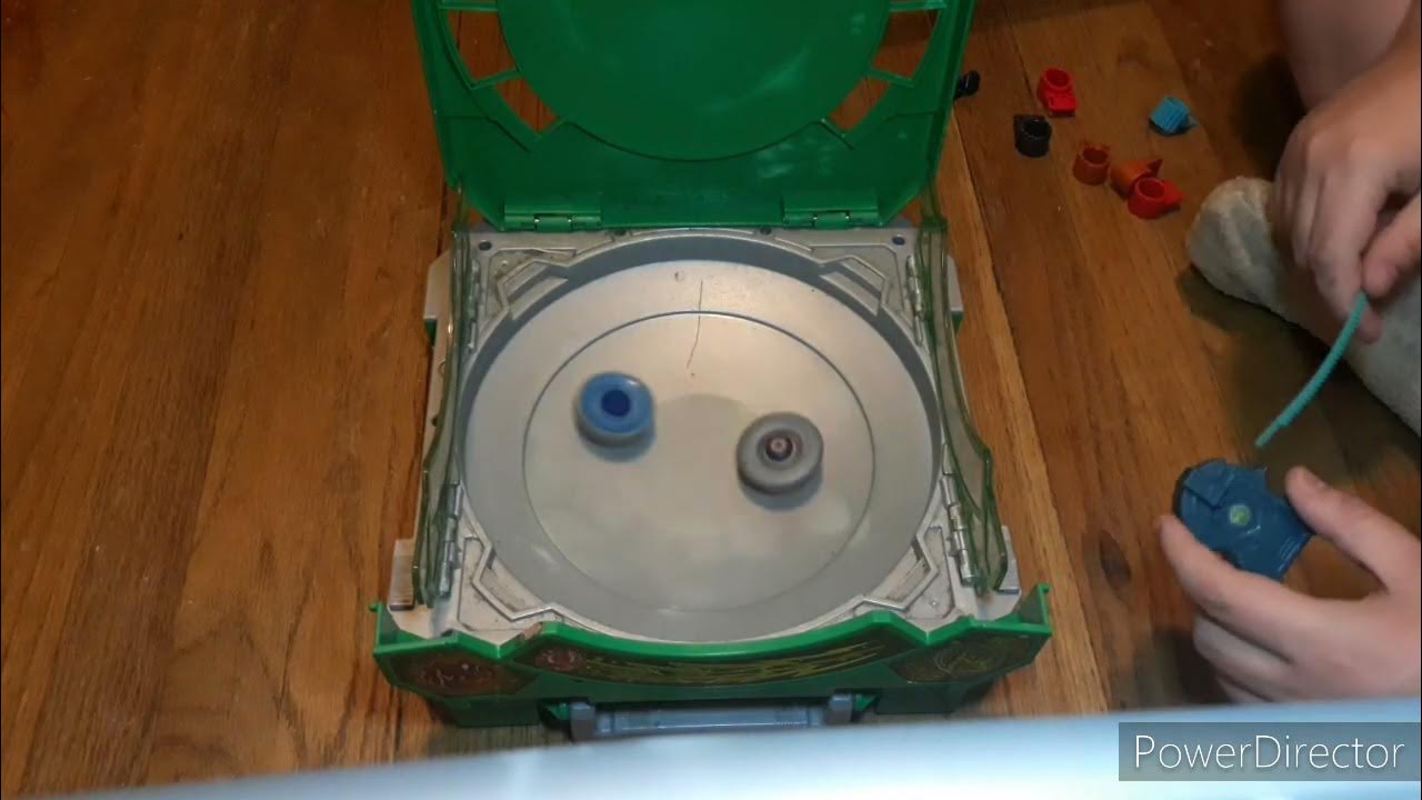 beyblade metal fight spiral pegasus vs samurai golem - YouTube