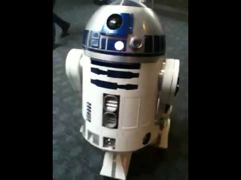 R2-D2 lowfi Hologram - YouTube