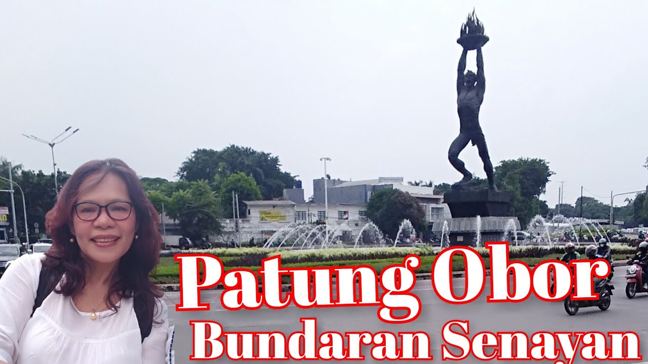 Patung Obor at Senayan - YouTube