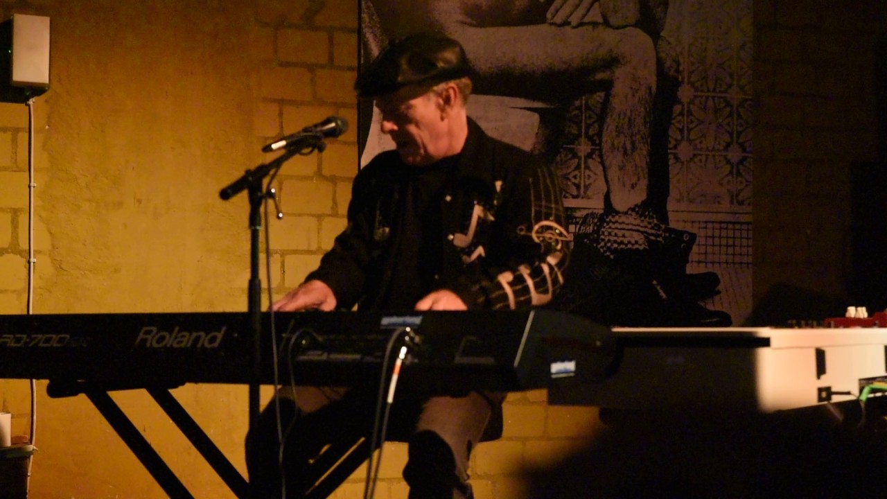 Dave Keyes @ Bluesgarage Isernhagen DE on 2016-10-29 support for Popa ...