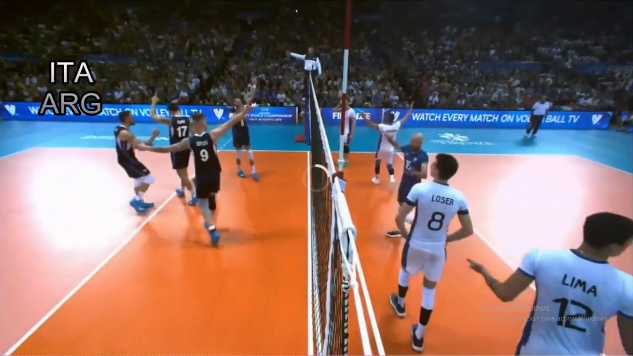 Referee Volleyball Play on the net - YouTube