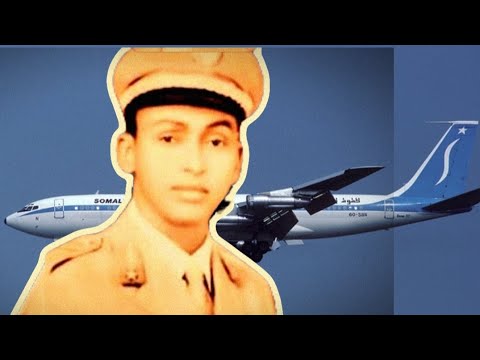 1971 AUN Gen. Salaad Gabeyre oo khodbad u jeediyay dadweynaha ...