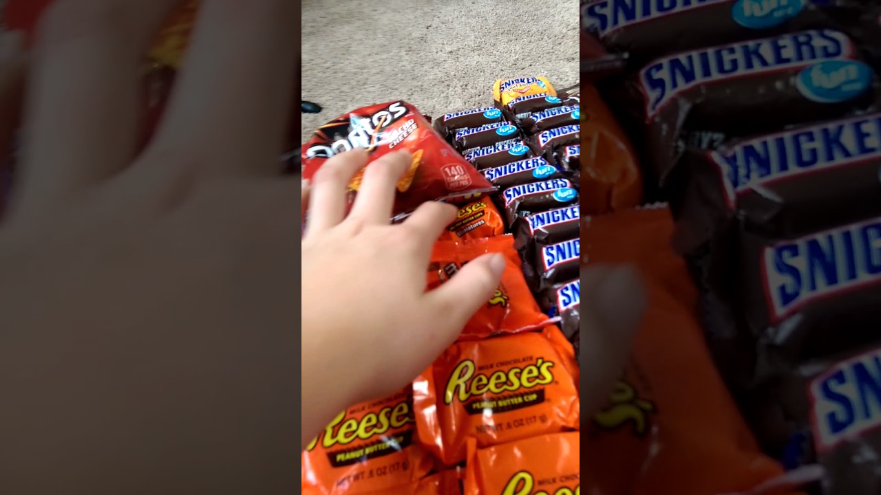 Halloween Candy Haul - YouTube