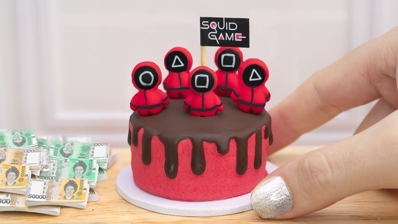 How To Make SQUID GAME Cake Decorating | 오징어게임 | Easy Miniature Cakes ...