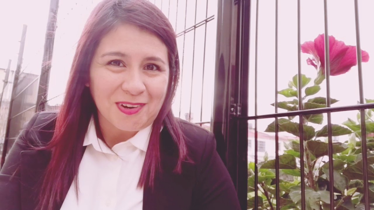 Una mujer perdonada y amada - YouTube
