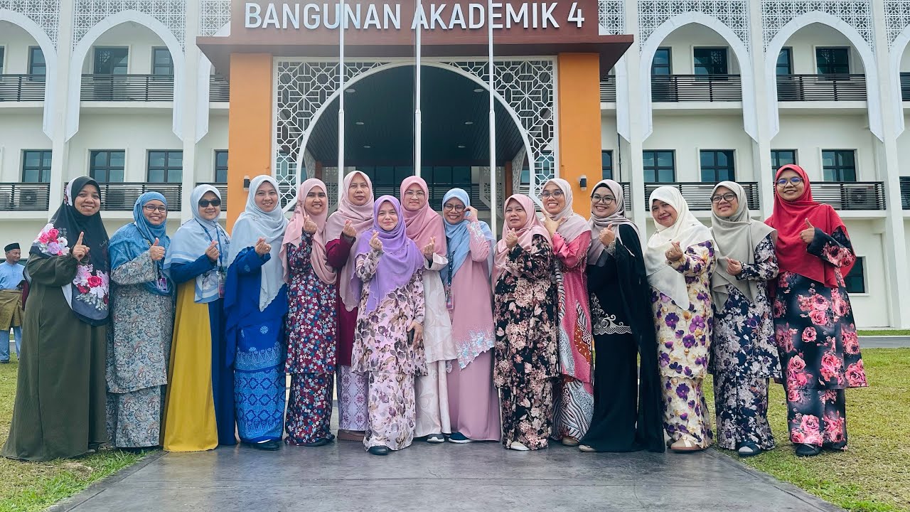 UCAPAN SELAMAT HARI RAYA AIDILFITRI DARI FMKK UIS - YouTube