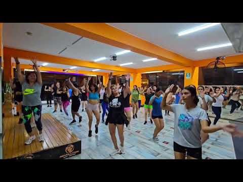 SIÉNTELO SIÉNTELO SIÉNTELOO!!!  _ Linda Caba