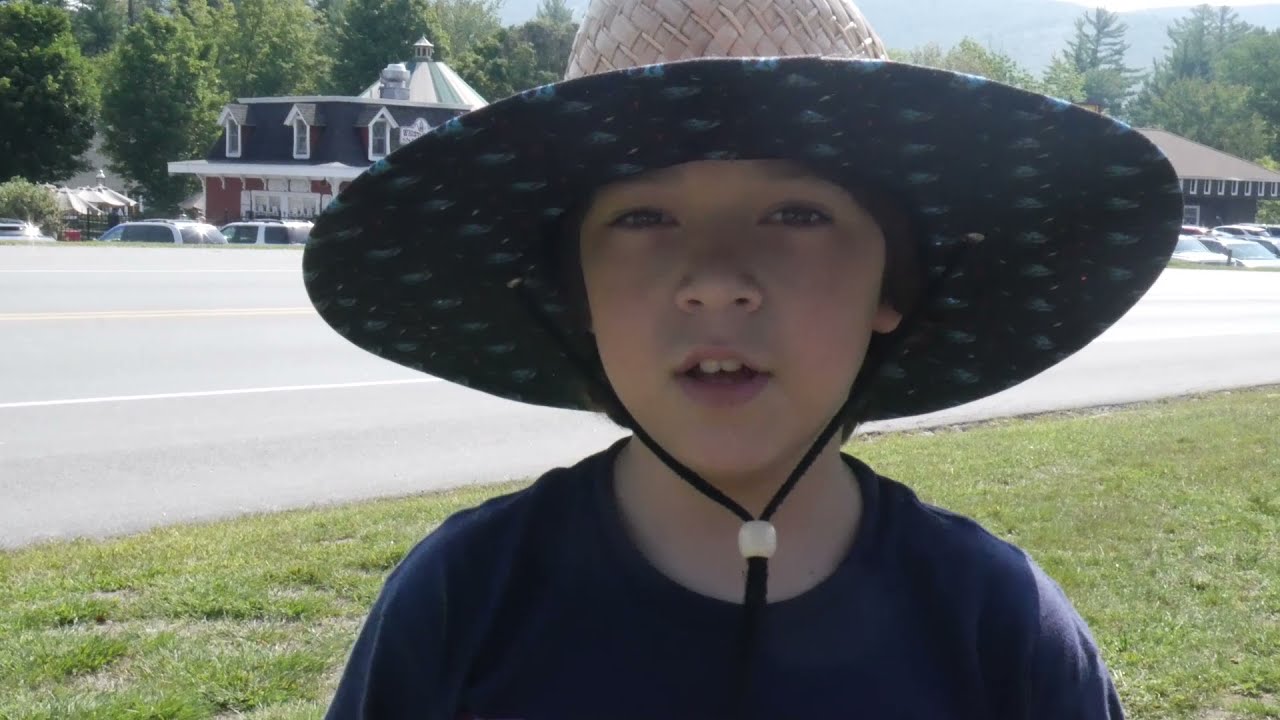 CLARKS BEARS | CLARKS TRADING POST | BEAR SHOW AT CLARKS TRADING POST ...